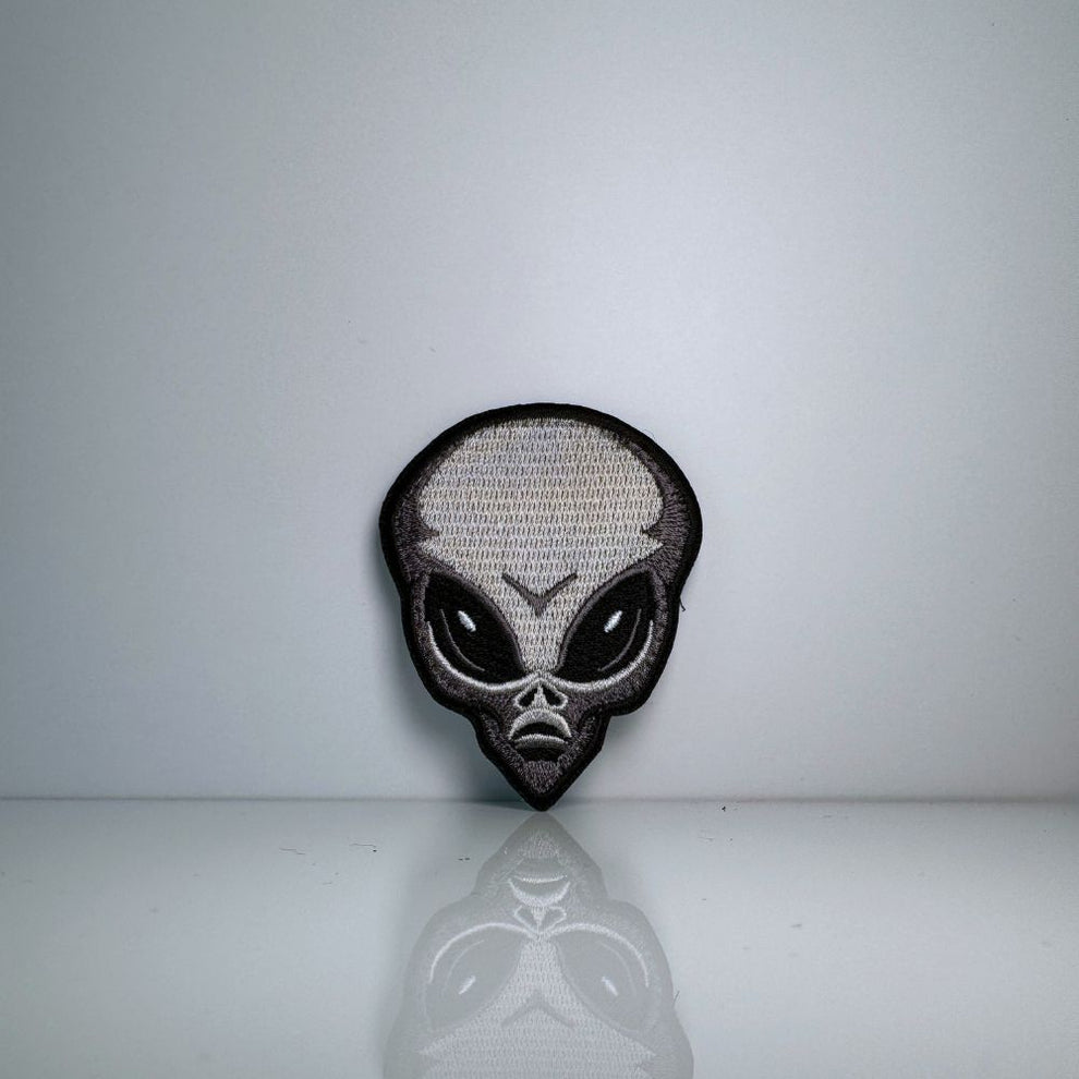 Alien Head Patch – DoLife Attached